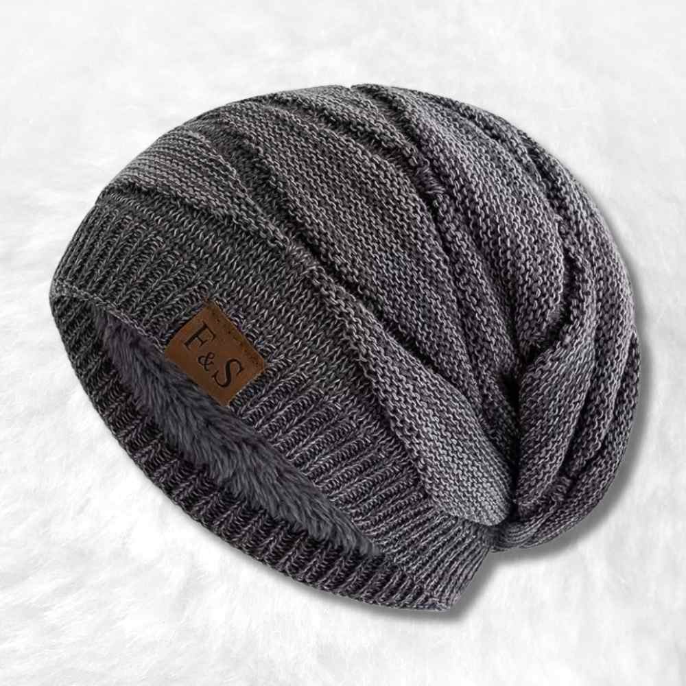 Bonnet Homme Long Tombant gris – Style Décontracté – Le Bob